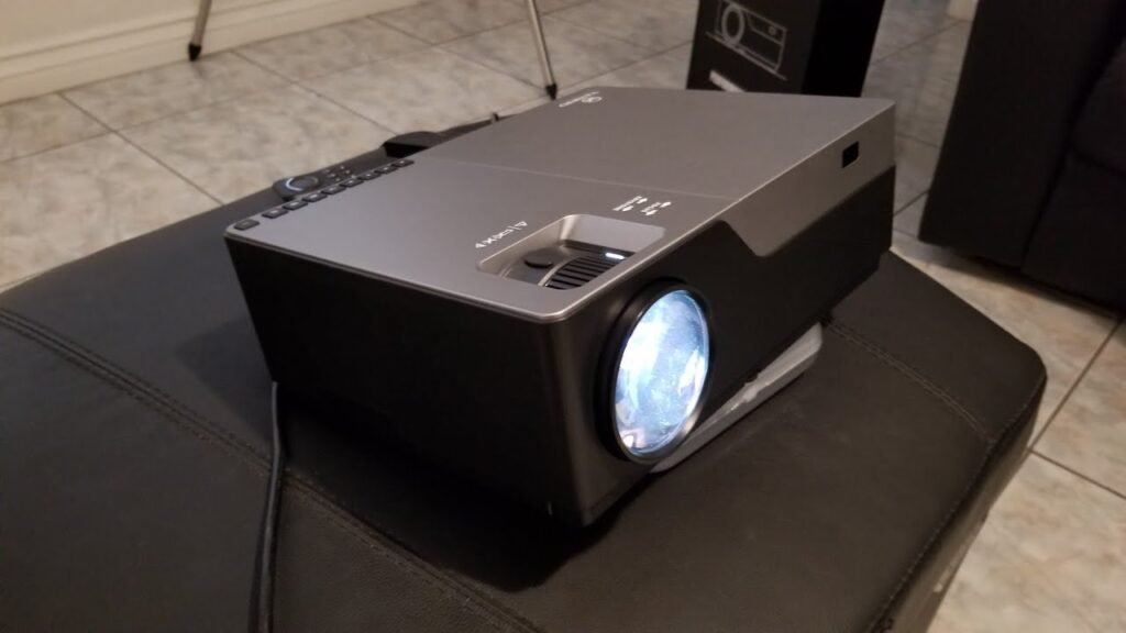 5 Drawing Projector For Artist - Best For Tracing - Tablet Geeky